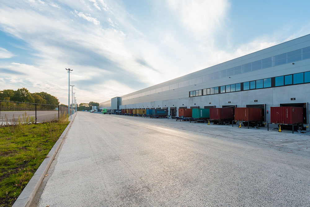 Euro-Rijn XL Logistics Breda – Specialist in food retail warehousing ...